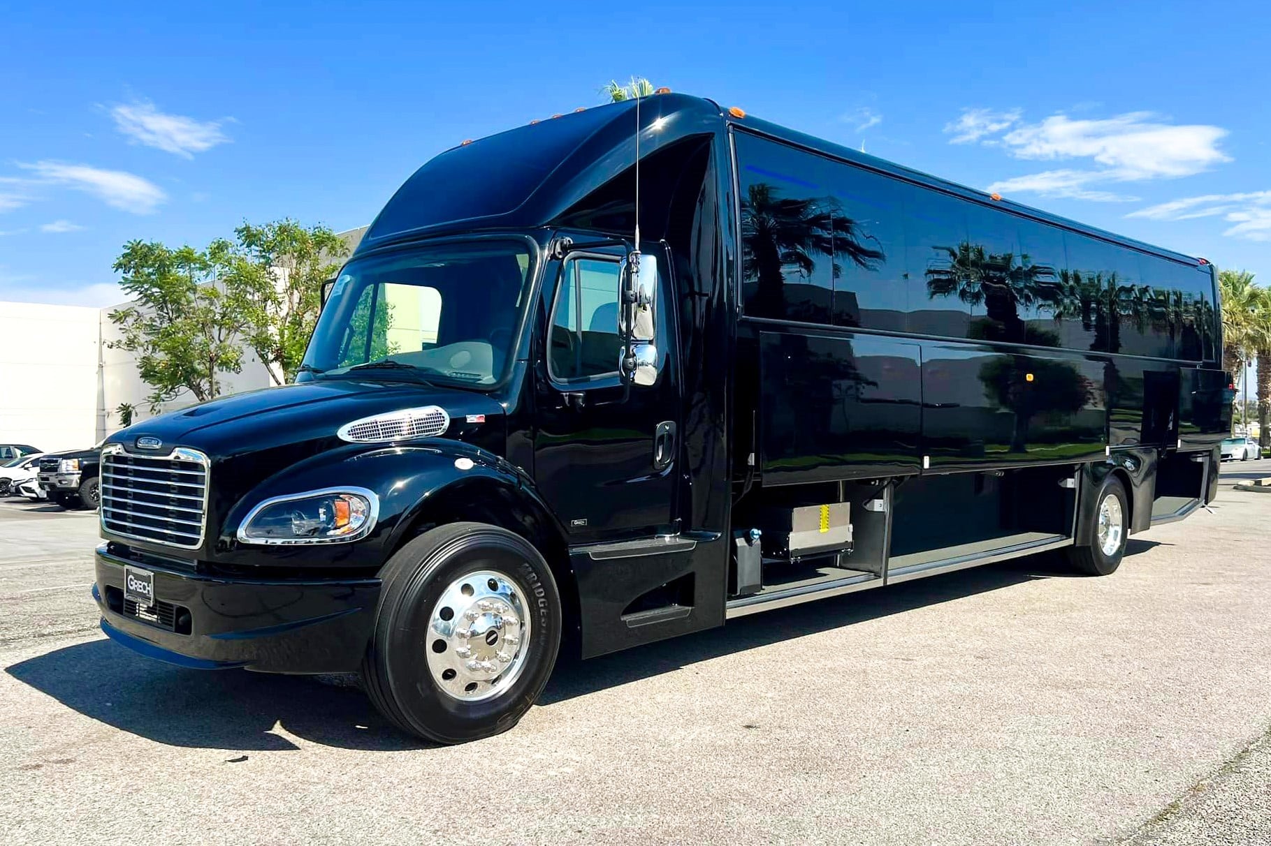 New 2025 Grech EG40 Freightliner S2 44 passenger (Black or White ...